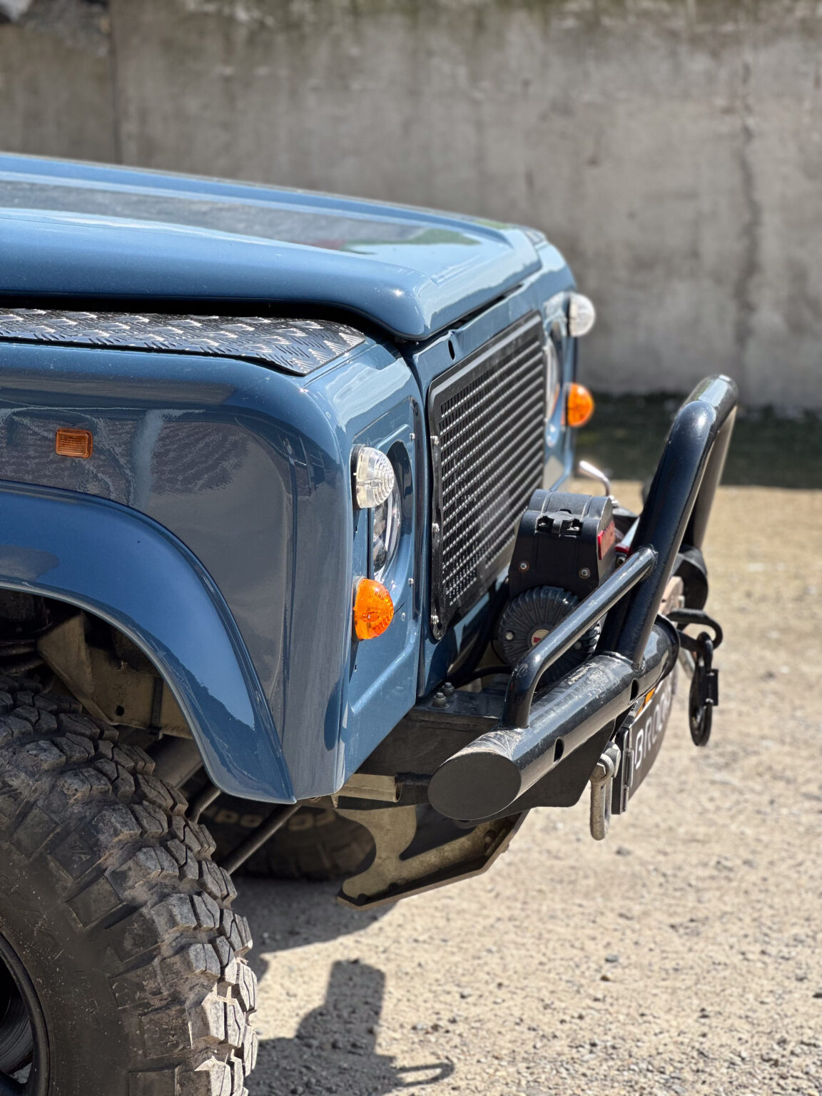 Land Rover Defender 90 Sold, Build - Brooks Motors oldtimers